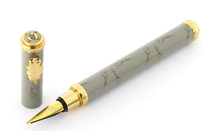 Stylo plume gris marron Je t'aime « Ines de la Fressange